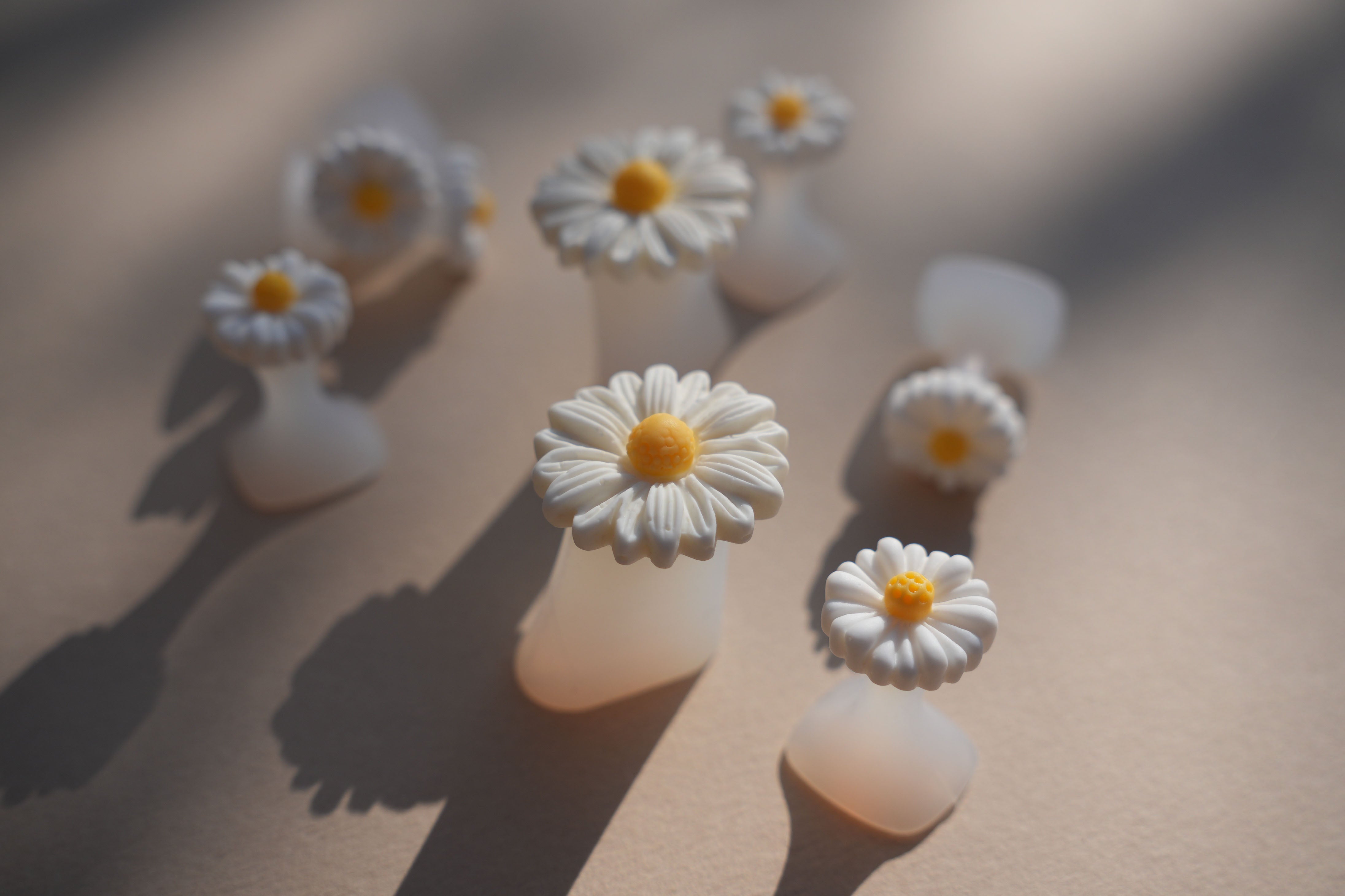 ÉCARTEURS D'ORTEILS MARGUERITES – Chloé Hoffner
